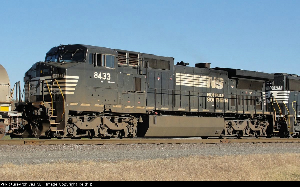 NS 8433
